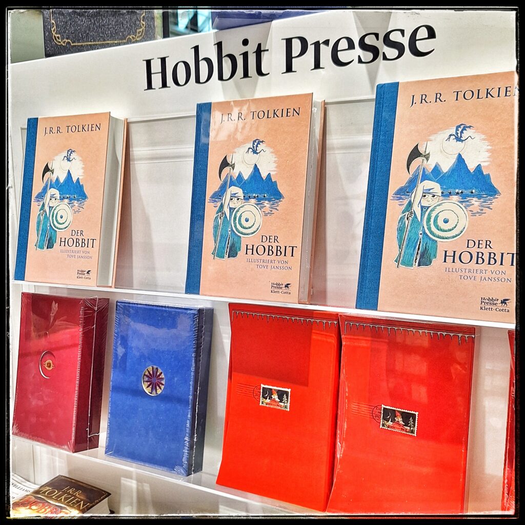 Celebrating the latest German 'Hobbit' edition, illustrated by Tove ...